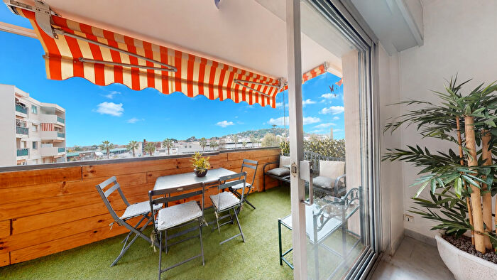 Cagnes-sur-Mer, Centre-ville : Appartement 2 pièces à louer