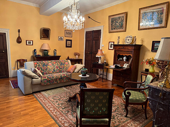 Appartement à vendre - Moulins, Centre-ville - 4 pièces - 2 chambres