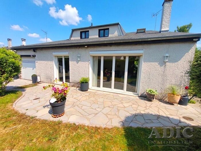Maison 8 pièces à vendre à Othis
