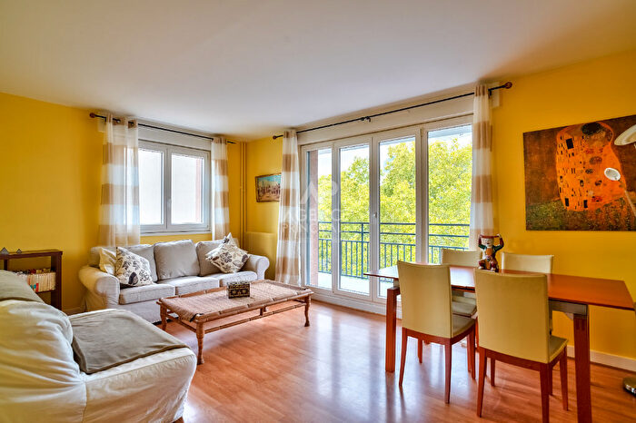 Appartement 3 pièces à vendre - Nanterre, Plateau