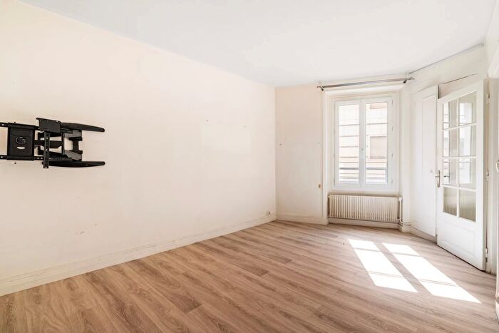 Appartement 2 pièces à Levallois-Perret, Henri Barbusse, à vendre