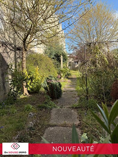 Maison à vendre - Mantes-la-Ville, Centre-ville - 5 pièces - 3 chambres