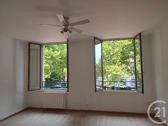 Crépy-en-Valois : Appartement 2 pièces à louer