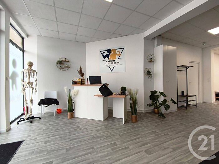 Maison à louer - Ivry-la-Bataille - 2 pièces