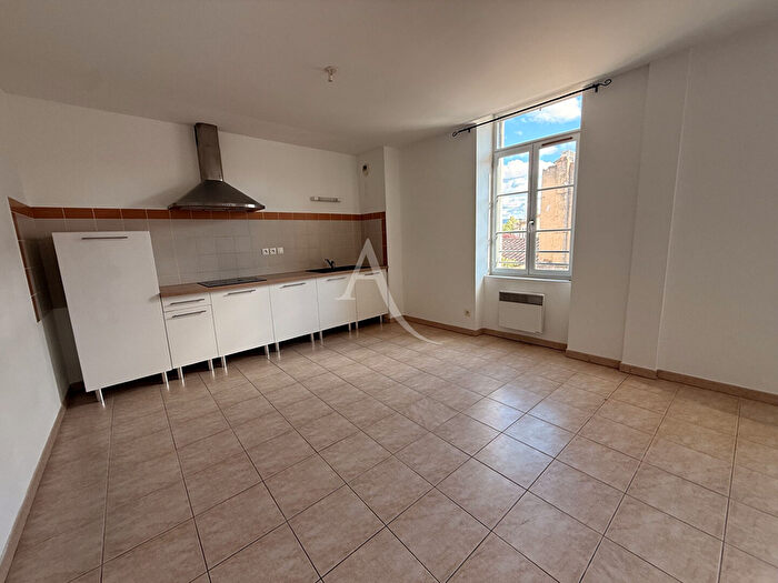 Appartement à louer - Carcassonne, Cité Médiévale, Barbacane, Trivalle - 3 pièces - 2 chambres