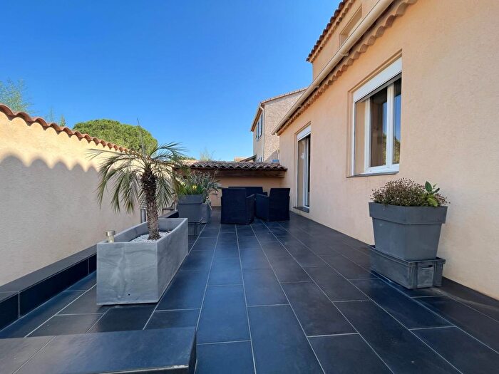 Maison à vendre - La Londe-les-Maures - 3 pièces - 2 chambres