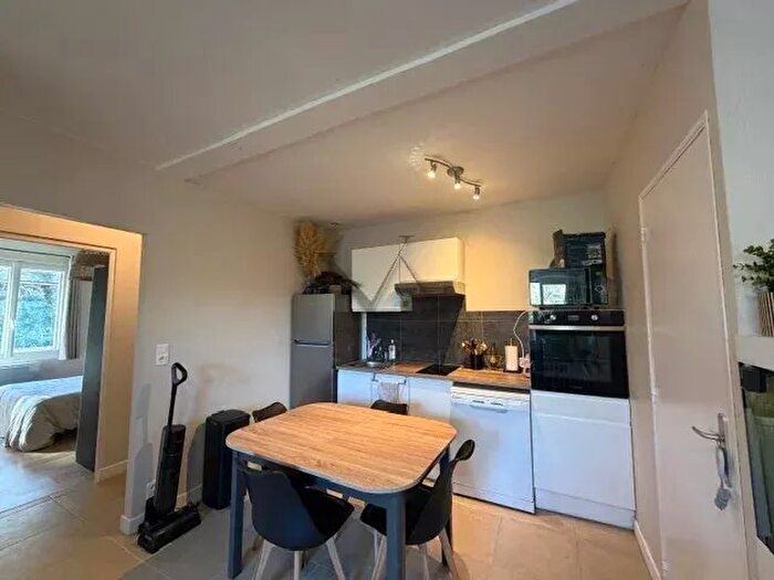 Appartement à louer - Montélimar, Sarda la Dame, Nitrière, Gondole - 3 pièces - 2 chambres