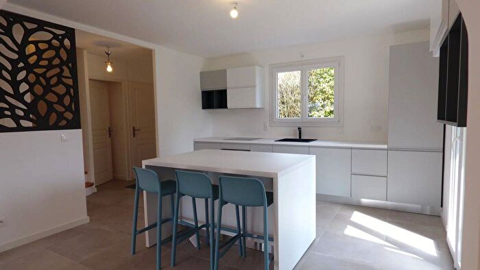 Maison à louer - Chens-sur-Léman - 4 pièces - 3 chambres