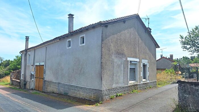 Maison 3 pièces à vendre - Piégut-Pluviers