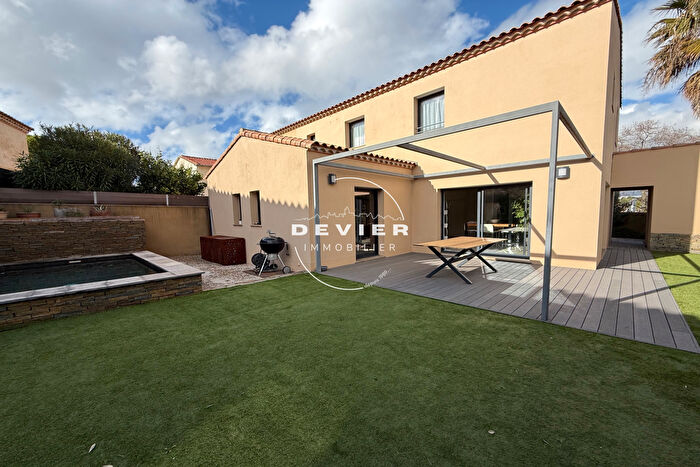 Maison à vendre - Saint-Geniès-des-Mourgues - 4 pièces - 3 chambres