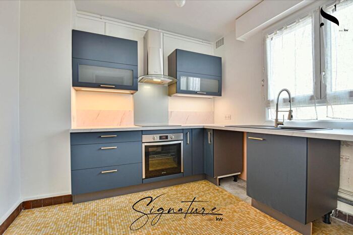 Appartement à vendre - Limoges, Centre-ville, Hôtel de Ville, Emailleurs - 5 pièces - 3 chambres