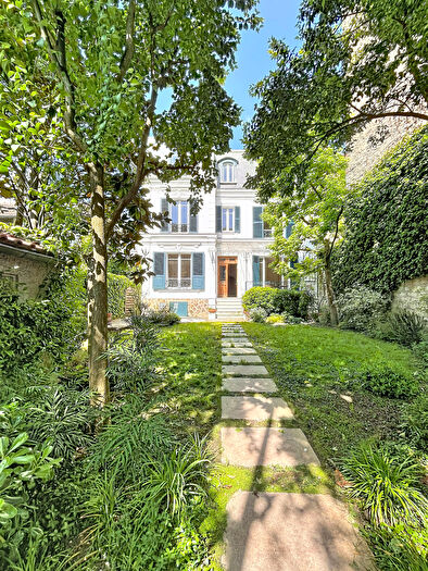 Asnières-sur-Seine, Bécon, Bourguignons - Maison 8 pièces à vendre