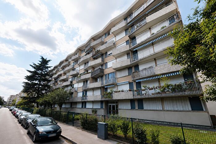 Appartement 1 pièce à Villeurbanne, Ferrandière, Maisons Neuves, à louer