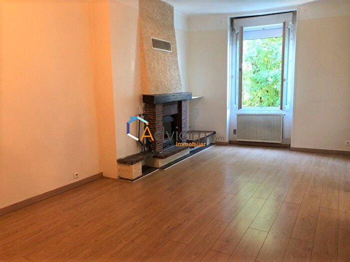 Appartement à louer - Fleury-les-Aubrais - 3 pièces - 2 chambres