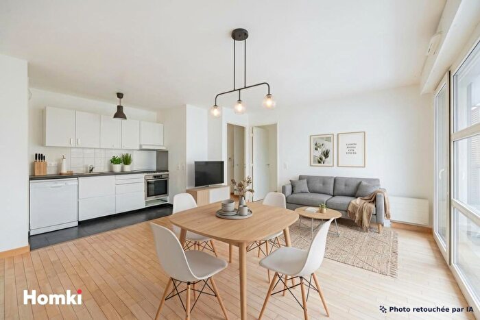 Appartement 2 pièces à Asnières-sur-Seine, Centre-ville, à vendre