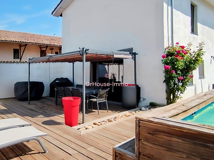 Maison 5 pièces à vendre à Misérieux