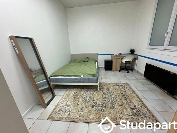 Appartement à louer - Gare-Jean Jaurès, Vitry-sur-Seine - 1 pièce - 7 chambres