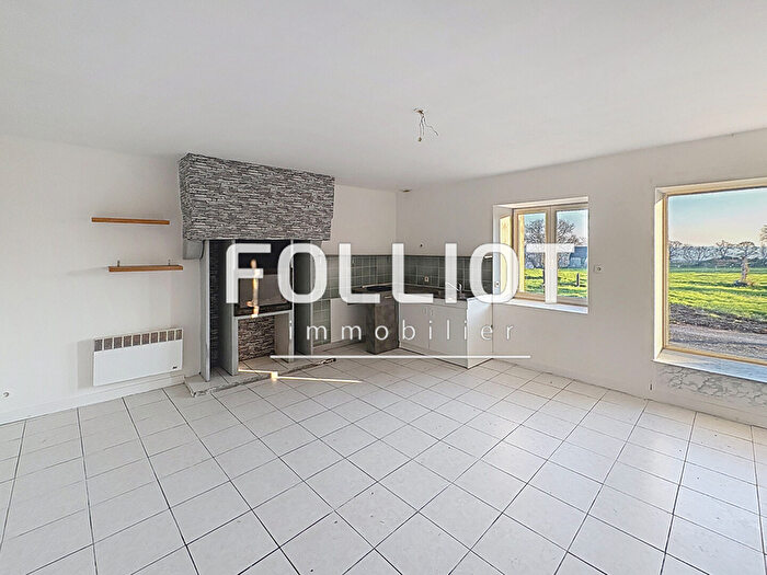 Maison 3 pièces à Plomb, à louer