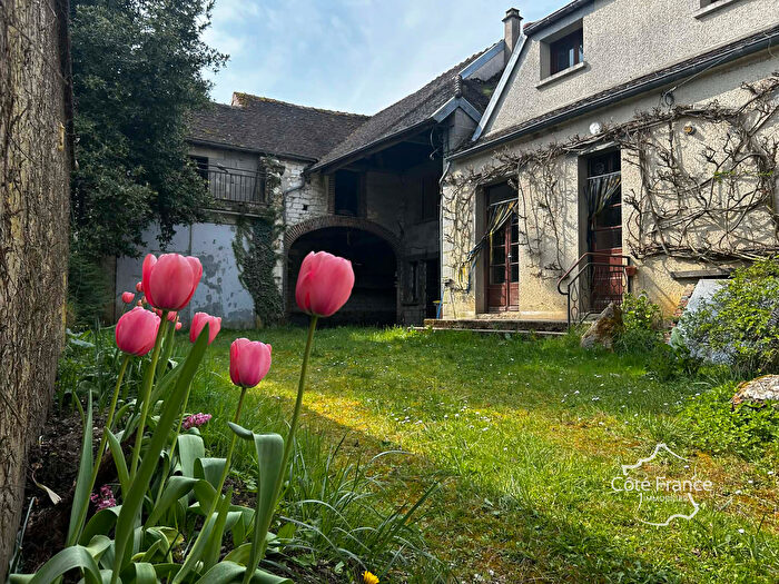 Maison à vendre - Bussy-en-Othe - 6 pièces - 3 chambres