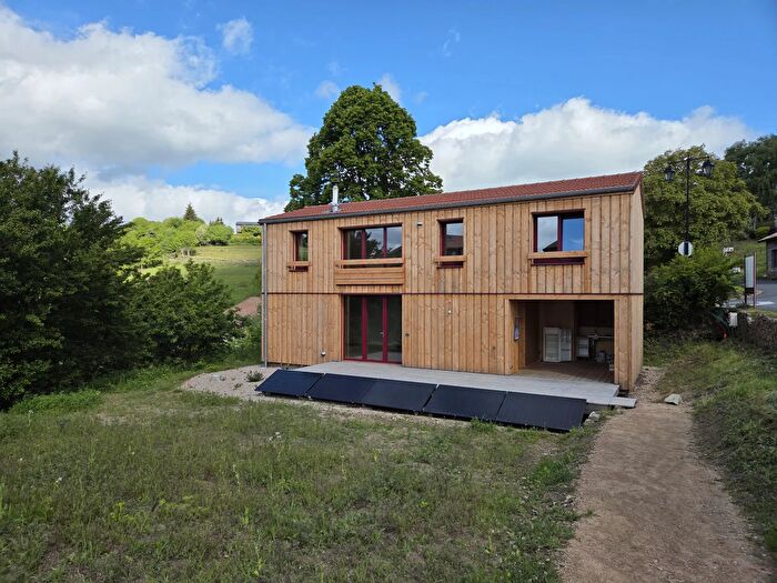 Maison 3 pièces à Nozières, à louer