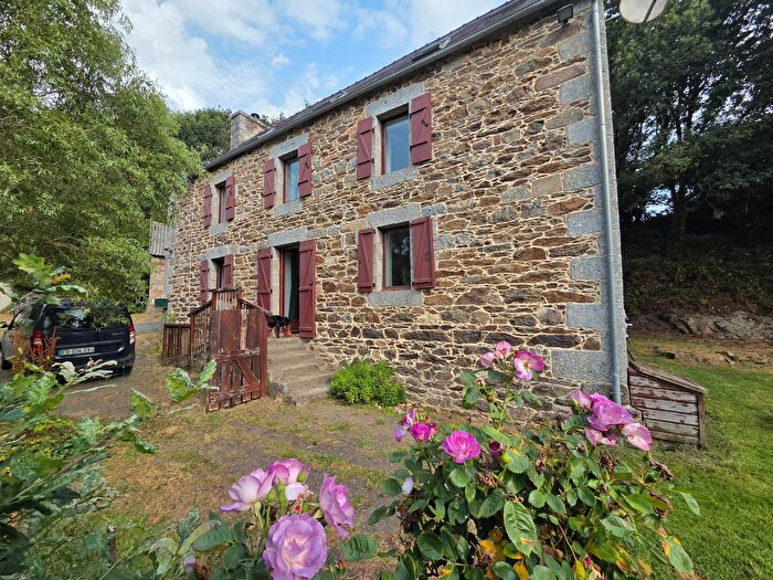 Maison 5 pièces à vendre - Plougonver