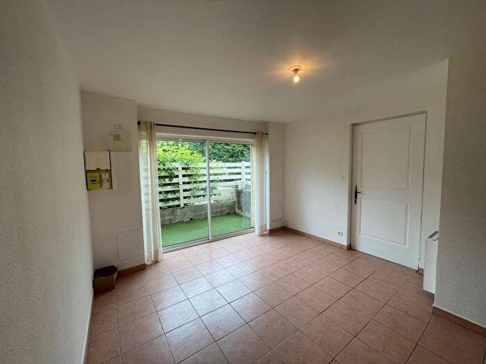 Appartement 1 pièce à louer - Sathonay-Camp
