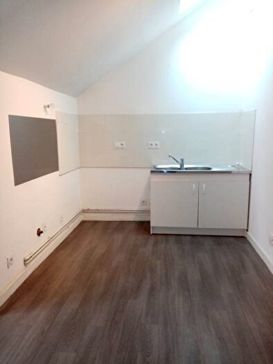 Appartement à louer - Centre Ville Est, Le Chambon-Feugerolles - 3 pièces - 2 chambres