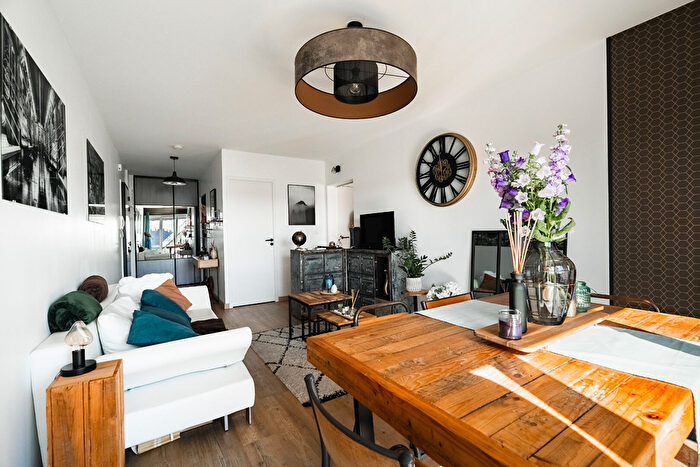 Appartement à vendre - Saint-Barthélemy-dAnjou - 2 pièces - 1 chambre