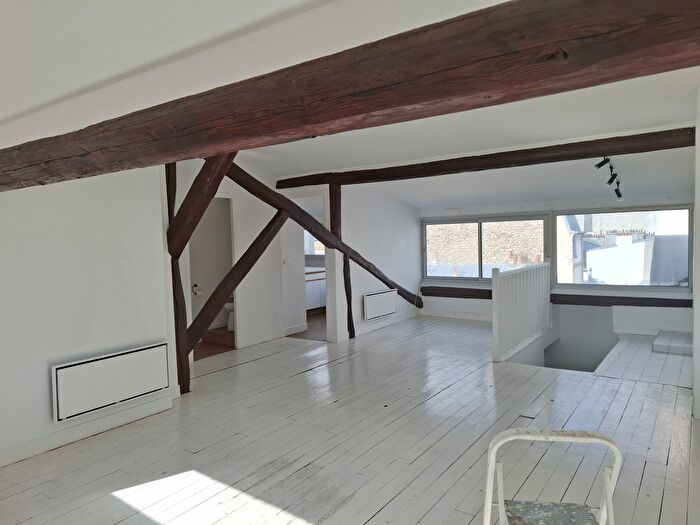 Appartement 2 pièces à Paris 9ème, Trudaine, Rochechouart, à louer