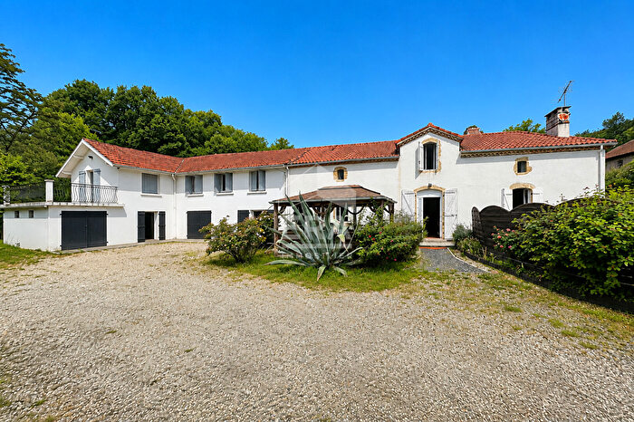 Barbachen : Maison 9 pièces à vendre