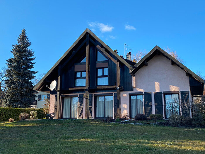 Maison à vendre - Prévessin-Moëns - 9 pièces - 6 chambres