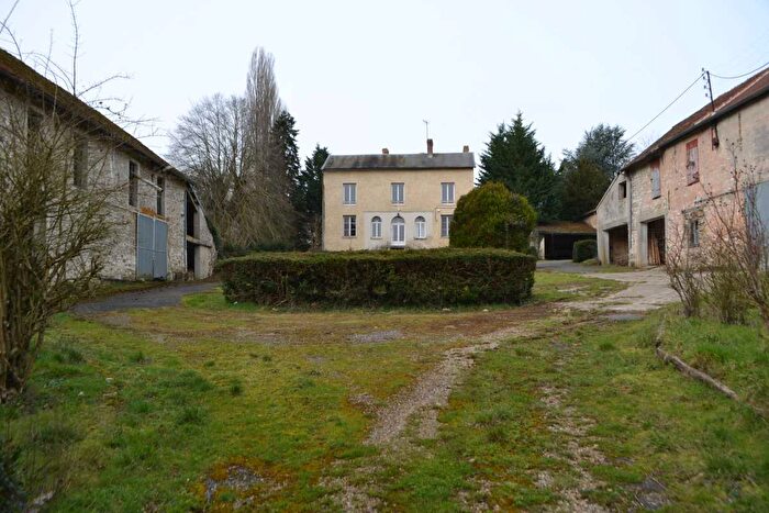 Maison à vendre - Brécy - 16 pièces - 4 chambres