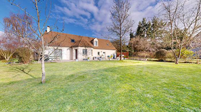 Maison à vendre - Montfort-lAmaury - 8 pièces - 4 chambres