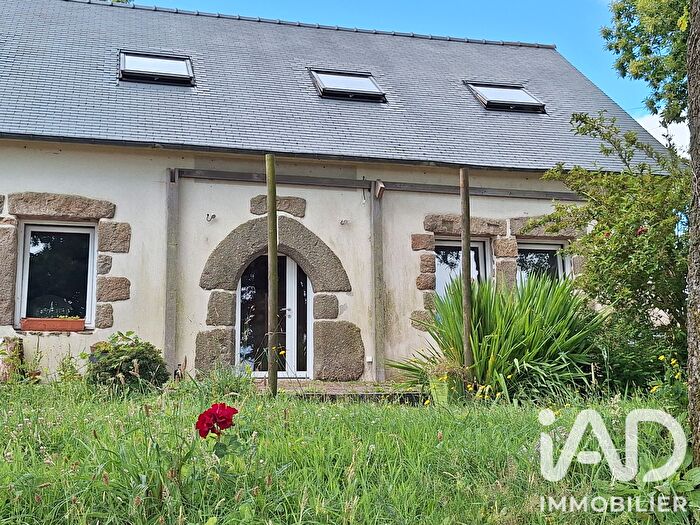 Saint-Nicodème : Maison 7 pièces à vendre