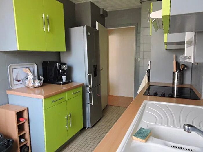 Appartement à louer - Dole, Bedugue - 6 pièces - 3 chambres