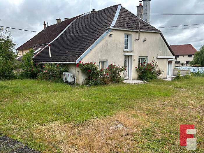 Maison 5 pièces à Rumilly-lès-Vaudes, à vendre