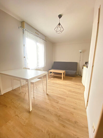 Appartement à louer - Cholet, Notre Dame - 1 pièce