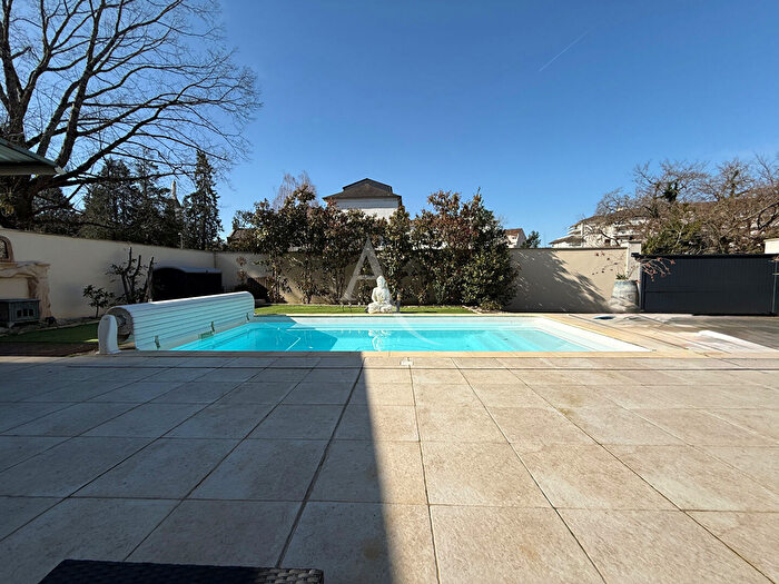 Maison à vendre - Pau, Centre-ville - 10 pièces - 6 chambres