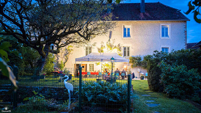 Maison à vendre - Chemaudin - 12 pièces - 7 chambres