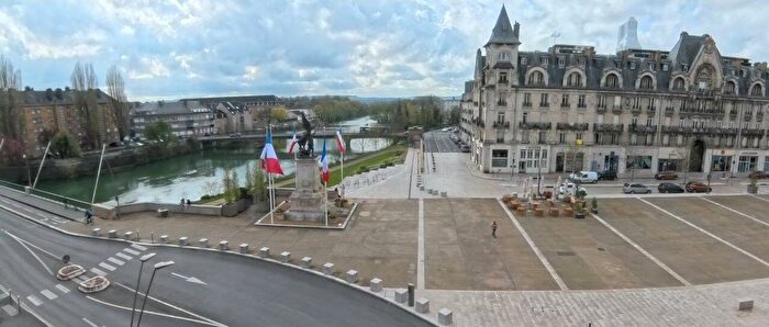 Appartement 2 pièces à Gare Nord et Ouest, Charleville-Mézières, à louer