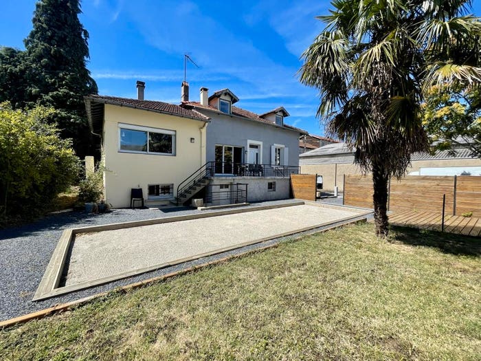 Maison 8 pièces à vendre à Aussillon