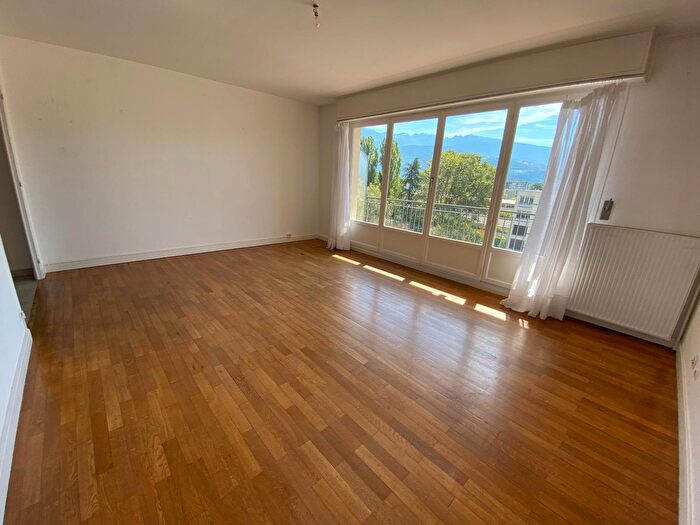 Appartement 3 pièces à louer - Grenoble, Eaux-Claires, Mistral