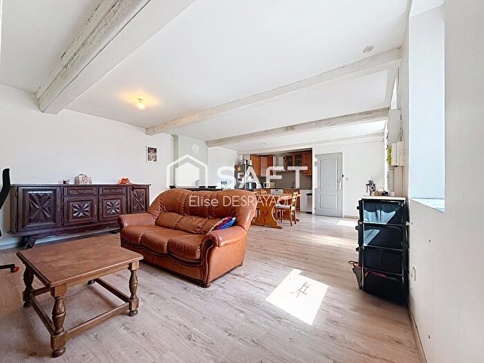 Saint-Symphorien-dAncelles : Maison 4 pièces à vendre