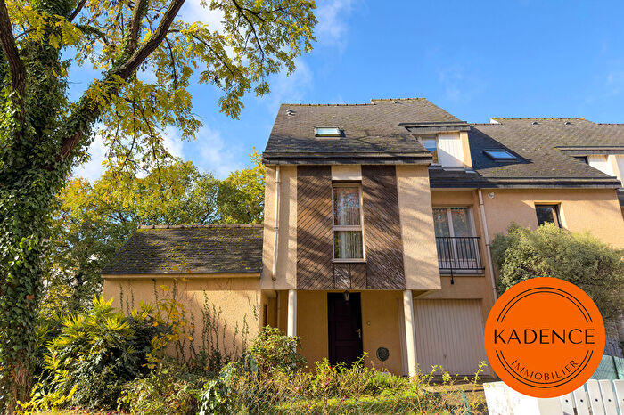 Maison à vendre - Quartiers Nord-Est, Les Longs Champs - 6 pièces - 4 chambres