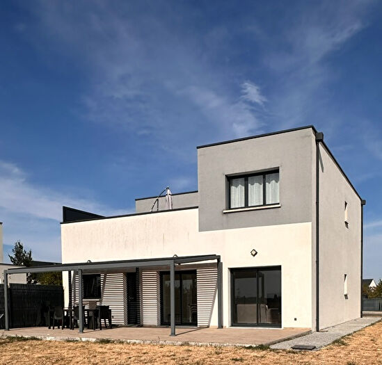 Maison 5 pièces à Ingré, à vendre