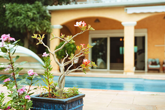 Maison à vendre - Saint-Paul, LEperon - 5 pièces - 3 chambres