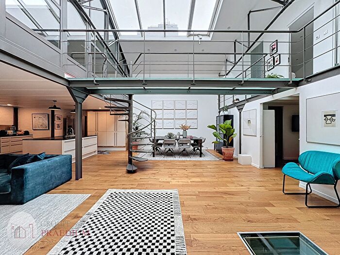Maison 8 pièces à vendre à Malakoff