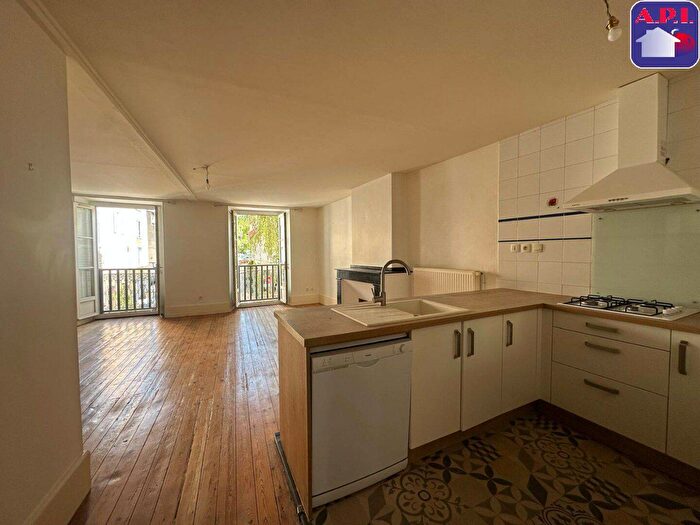 Centre Ancien, Foix - Appartement 3 pièces à louer