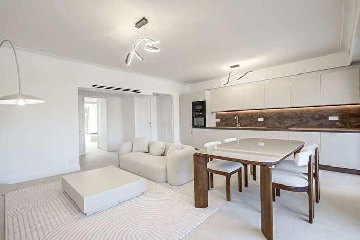 Appartement 3 pièces à Nice, Valrose, à vendre