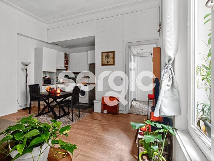 Appartement à vendre - Paris e , Louis Blanc, Aqueduc - 2 pièces - 1 chambre